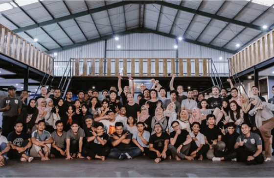 About Us | Our Story | 24Slides